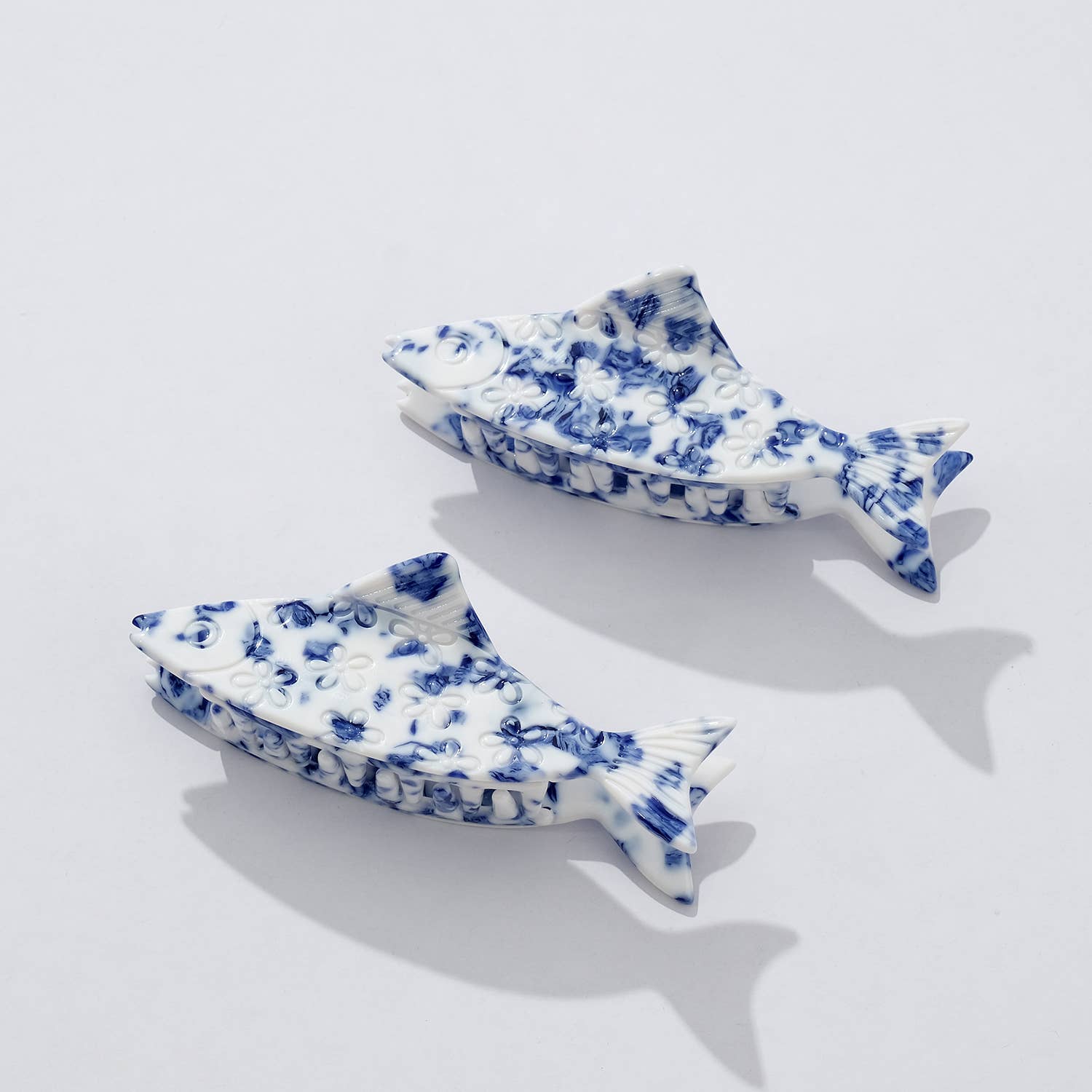 Coastal Blue Floral Fish Claw Clip – AddisonsWonderland