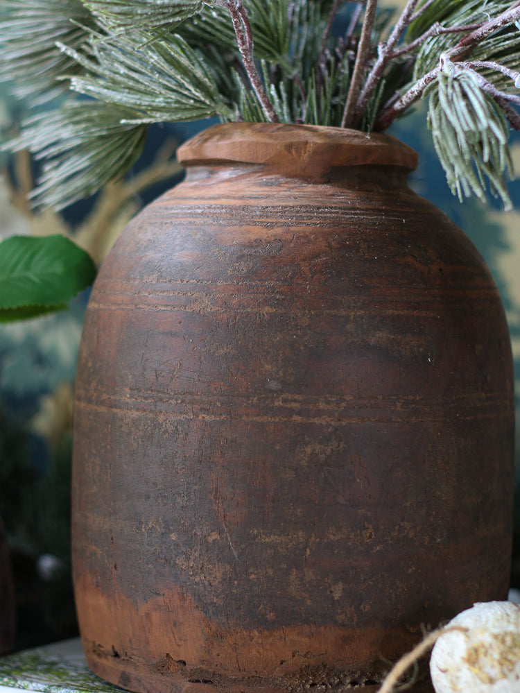 Found Wood Urn – AddisonsWonderland