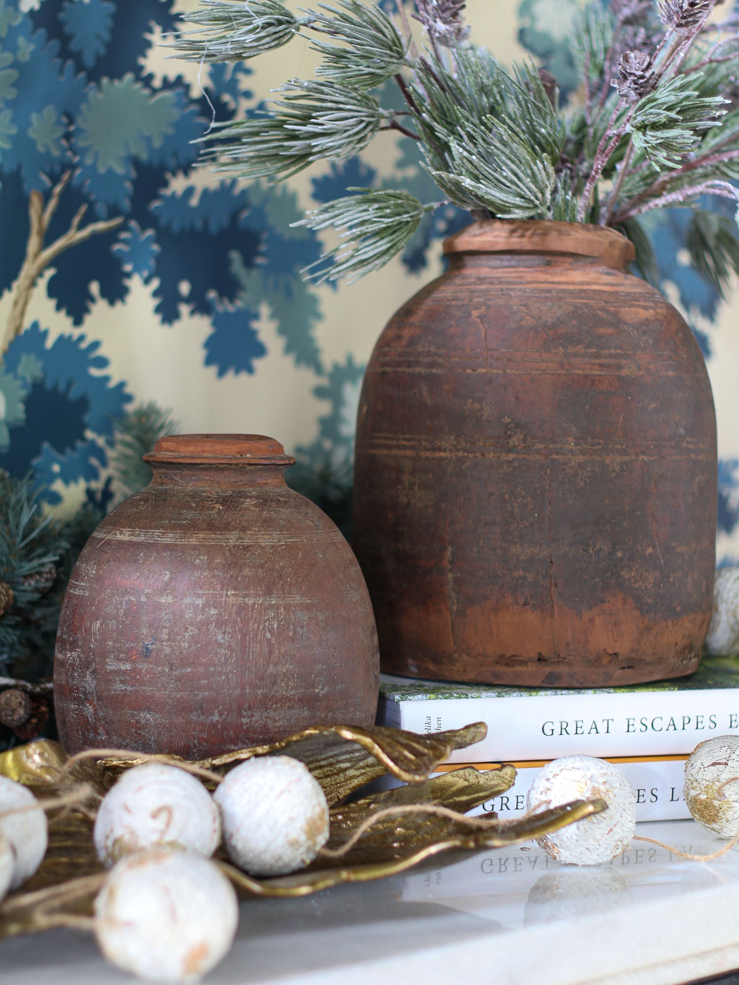 Found Wood Urn – AddisonsWonderland